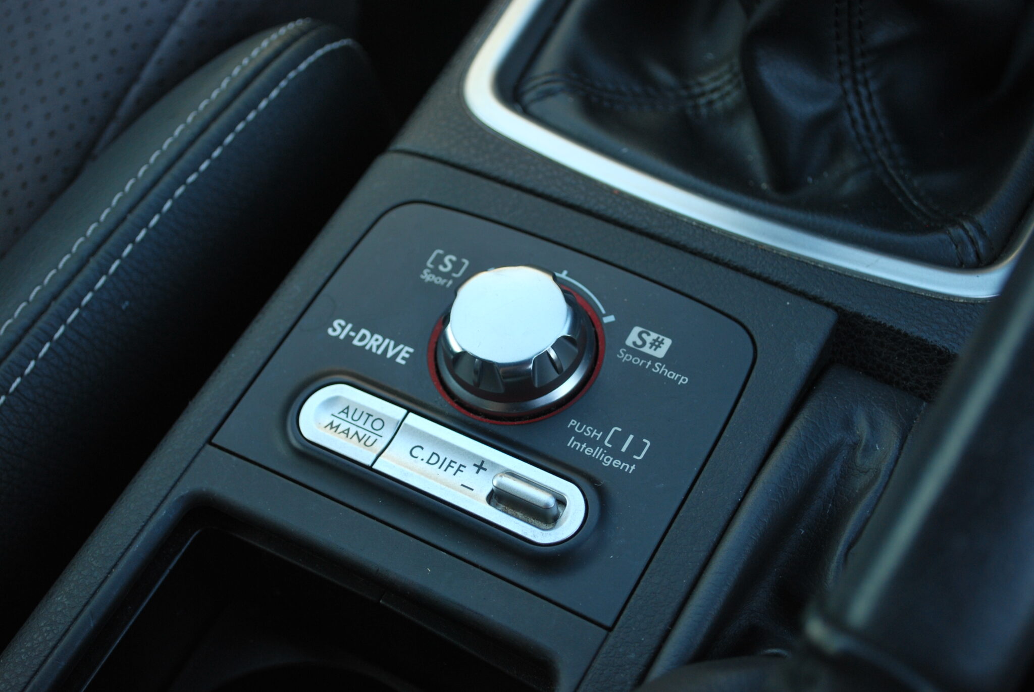 インプレッサWRX STi GRB型 戦闘機と言われた名車 - 871RC西宮三田店GTスポーツカー専門店