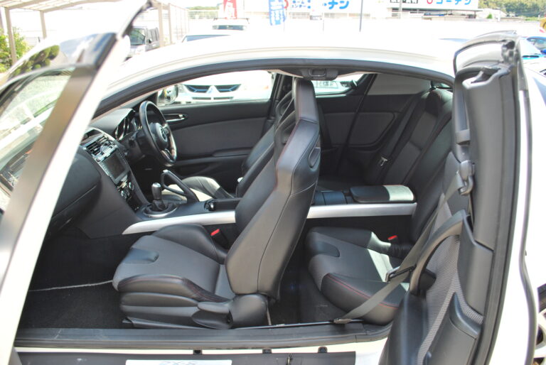 乗ったらわかる魅力【RX-8】 - 871RC西宮三田店GTスポーツカー専門店